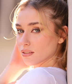 Attrice Cocco Elisa | Filmografia, curriculum e foto